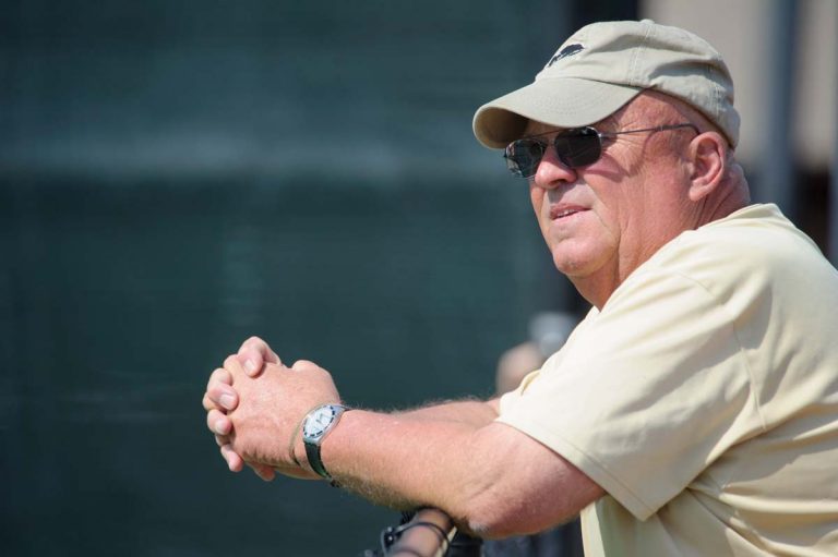 Tennis coach retires after 39 years | The Bison