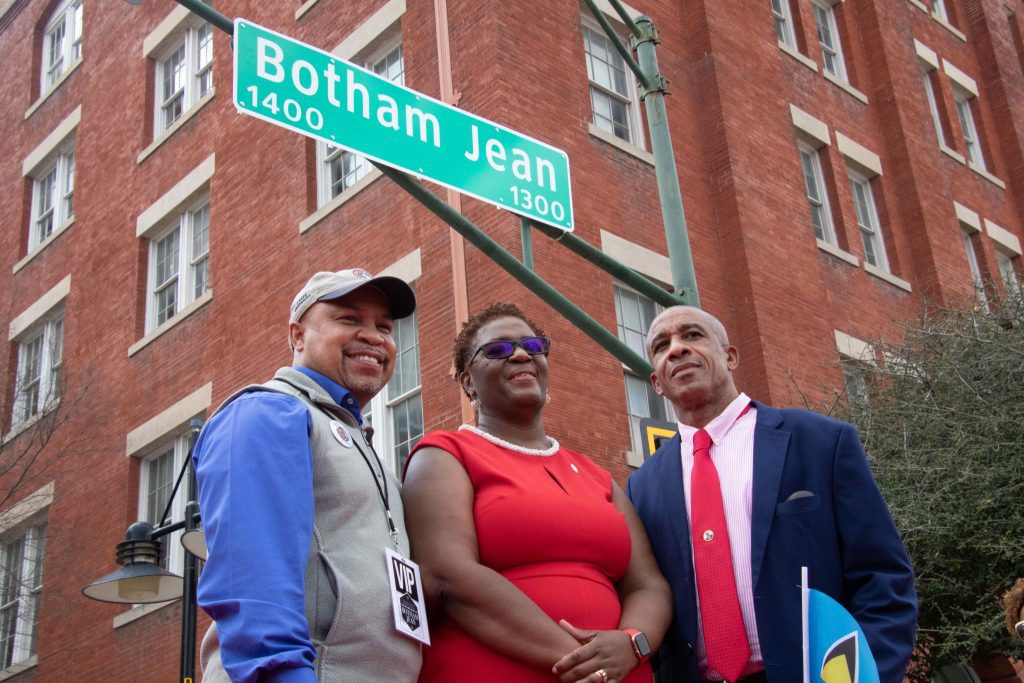 Dallas unveils street name honoring Botham Jean | The Bison